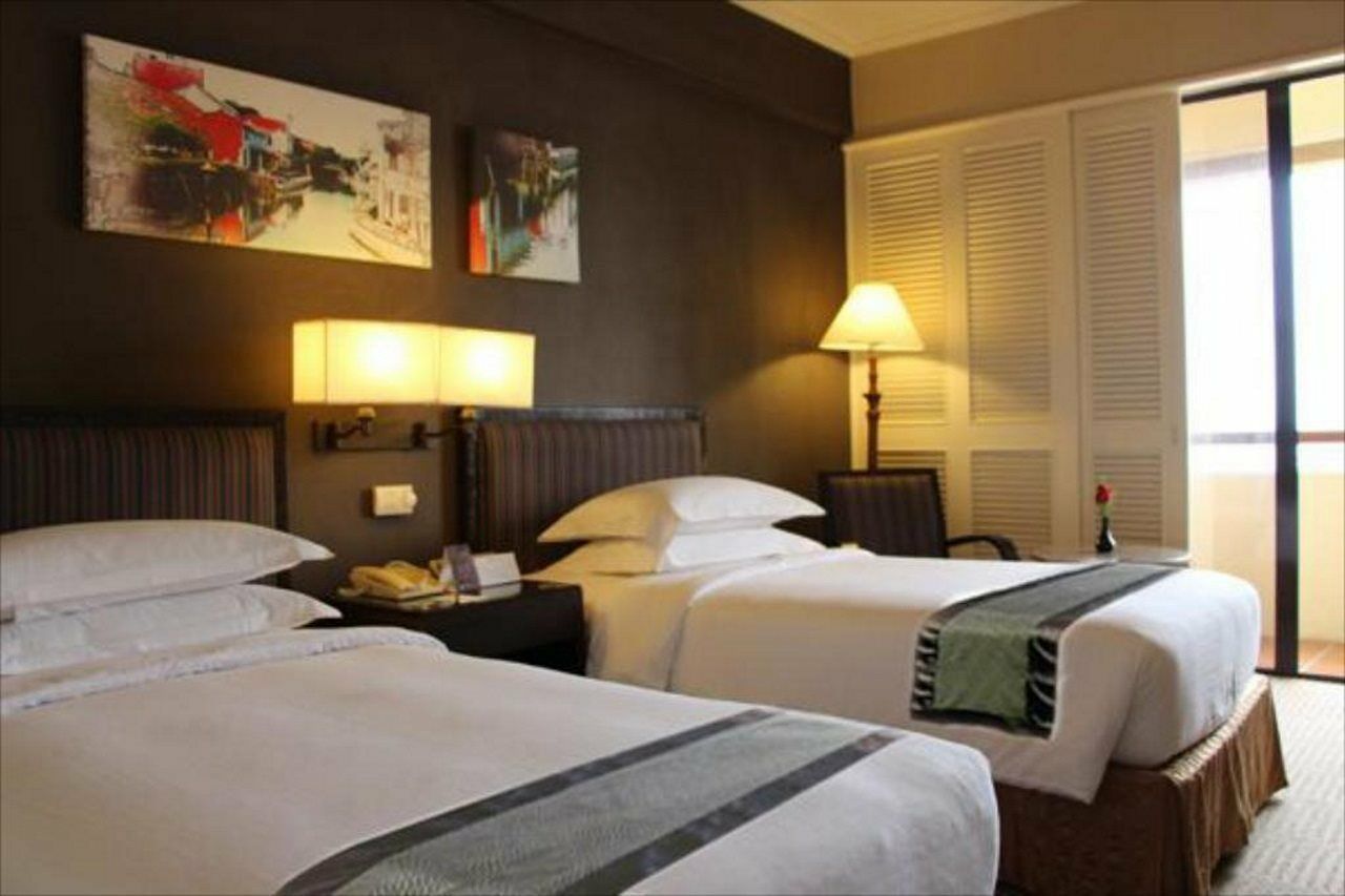 EQUATORIAL HOTEL MALACCA